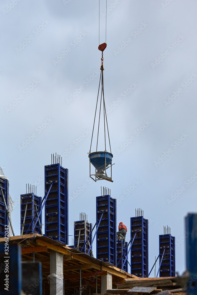 Pouring concrete on the construction of a high-rise building Stock ...