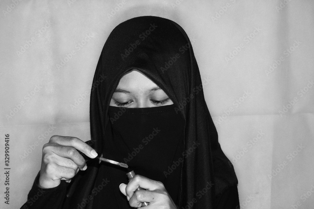 Close up view of Pretty lady woman girl wear hijab jilbab niqab ...
