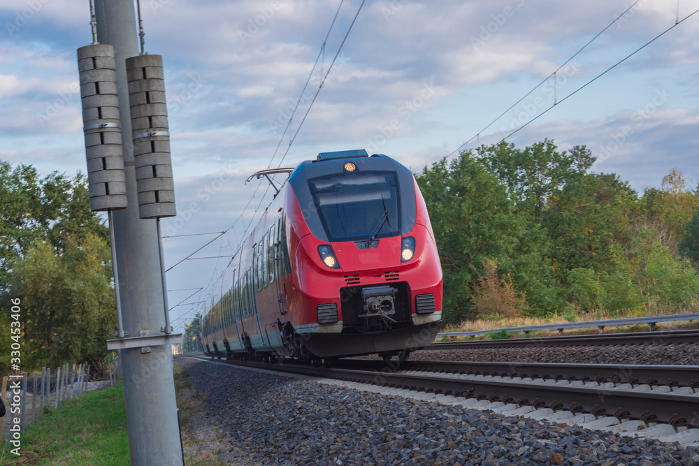 ein fahrender Zug Stock Photo | Adobe Stock
