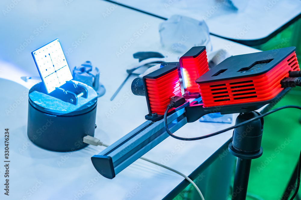 3D-modeling. The scanning of the object. Device for three-dimensional ...