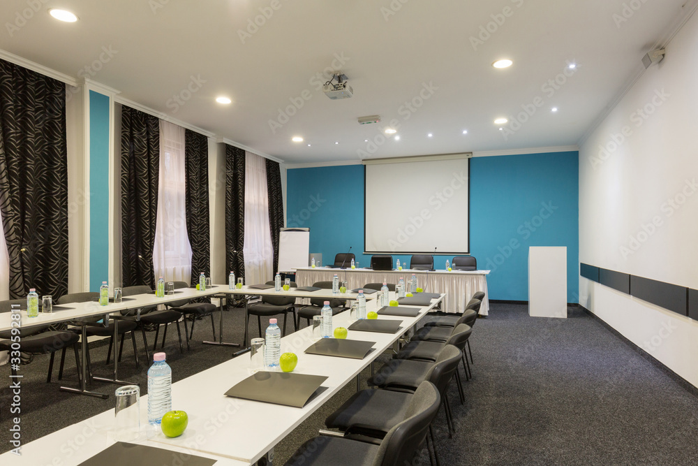 Interior of a conference room in hotel ready for a meeting Stock Photo ...