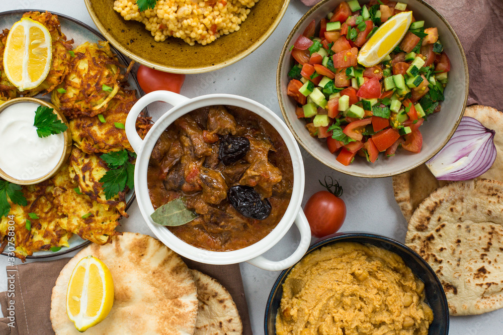 Israeli food: esik fleisch - beef stew with damson plums and spices ...