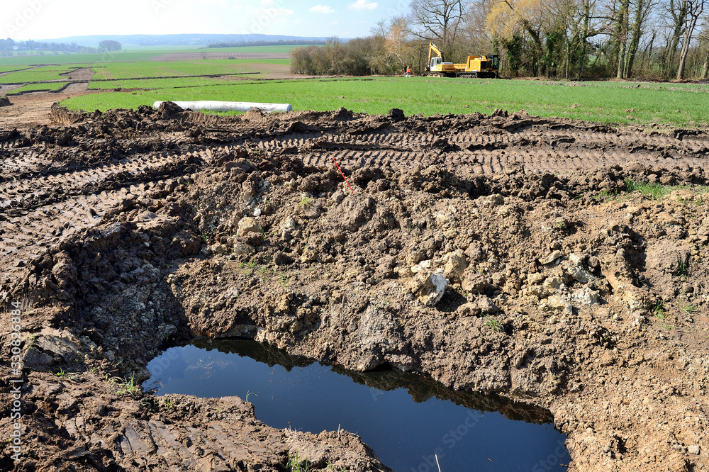 Pollution de sols agricoles suite à une fuite hydrocarbures pipeline ...