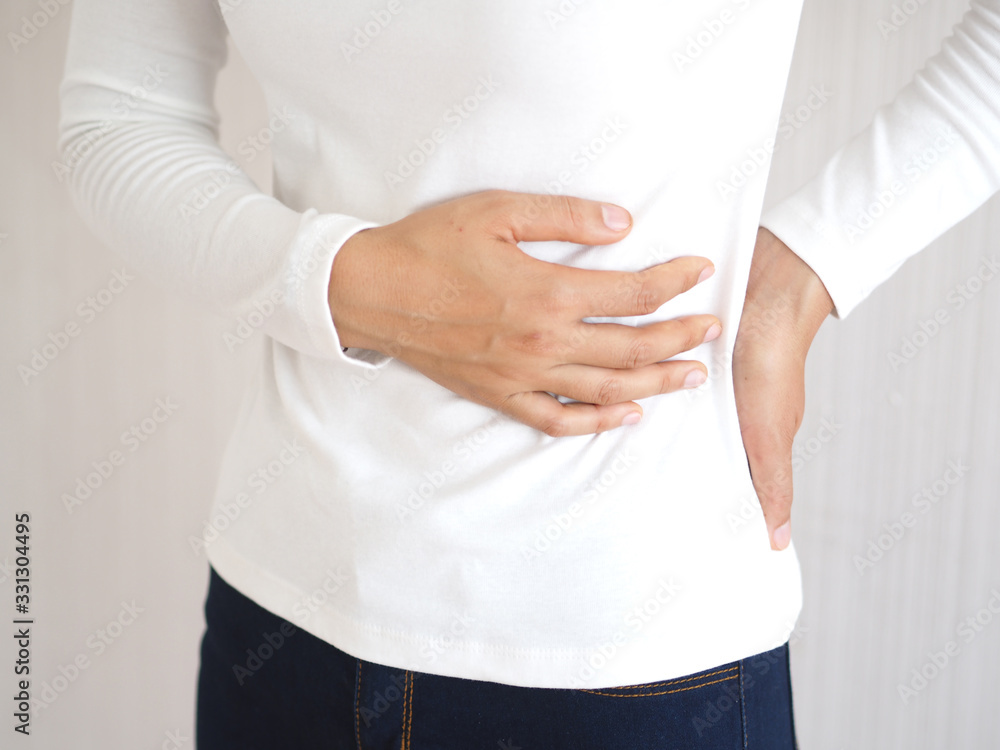 hepatosplenomegaly or hsm and ruptured spleen in woman ,She touching on ...