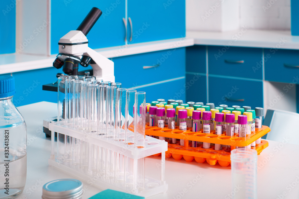 Foto de Laboratory interior, test lab, blood samples from patients with ...