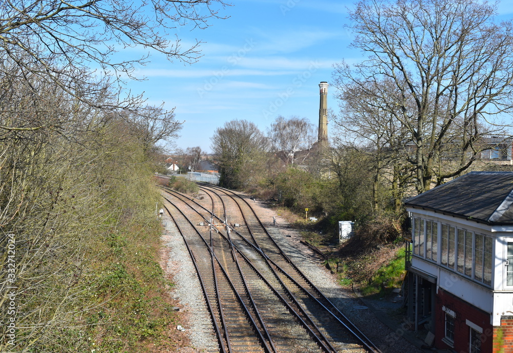 Foto de Rail transport network across UK View from above of a junction ...