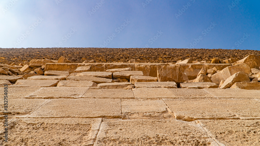 Foto de Red Pyramid. The Red Pyramid, also called the North Pyramid, is ...