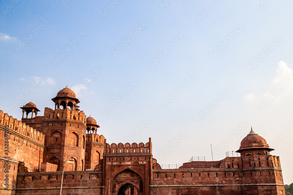 Foto de Main entrance of Red Fort building.The Red Fort is a historic ...