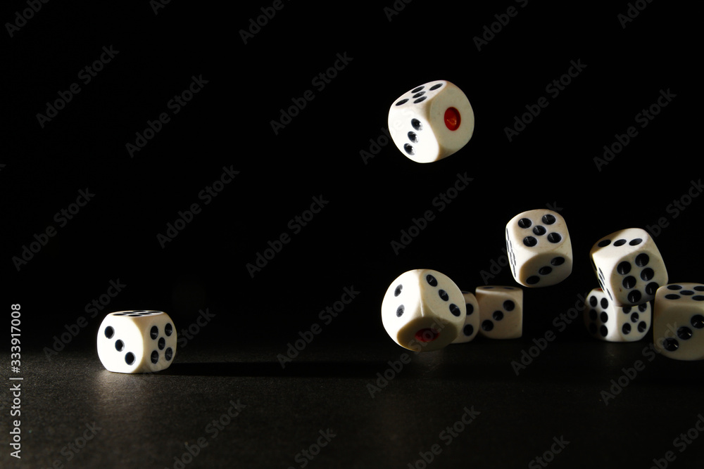 Foto de Dice are small, throwable objects with uniquely marked sides ...