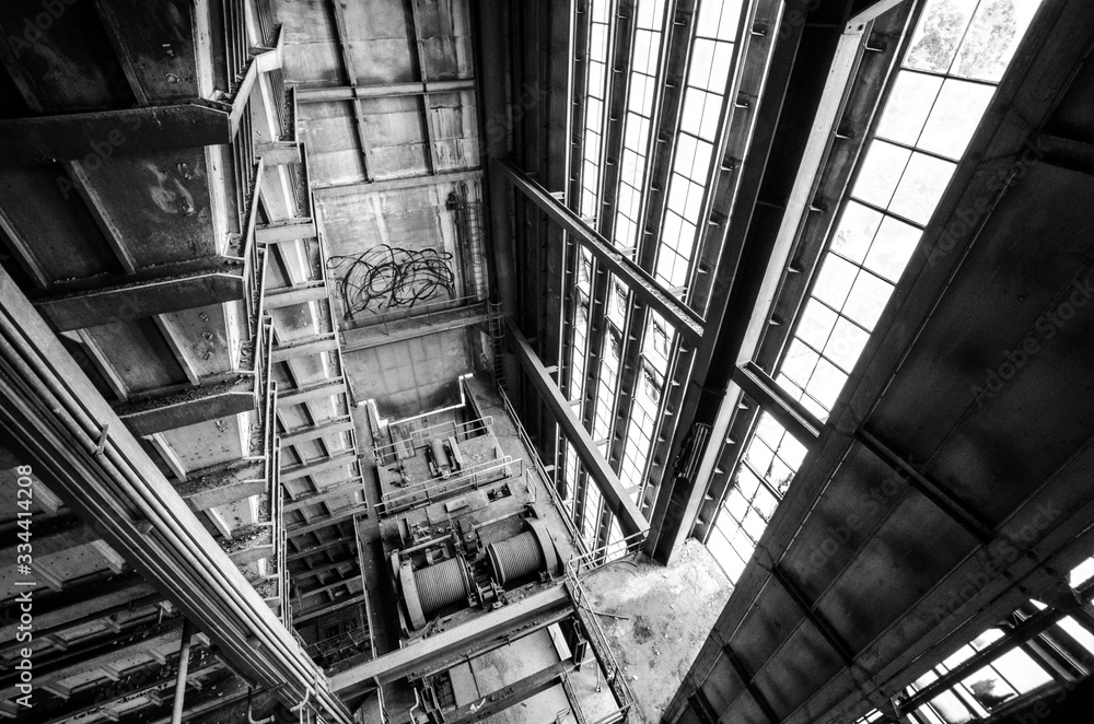 ancienne usine industrie abandonnée désaffectée urbex Stock Photo ...