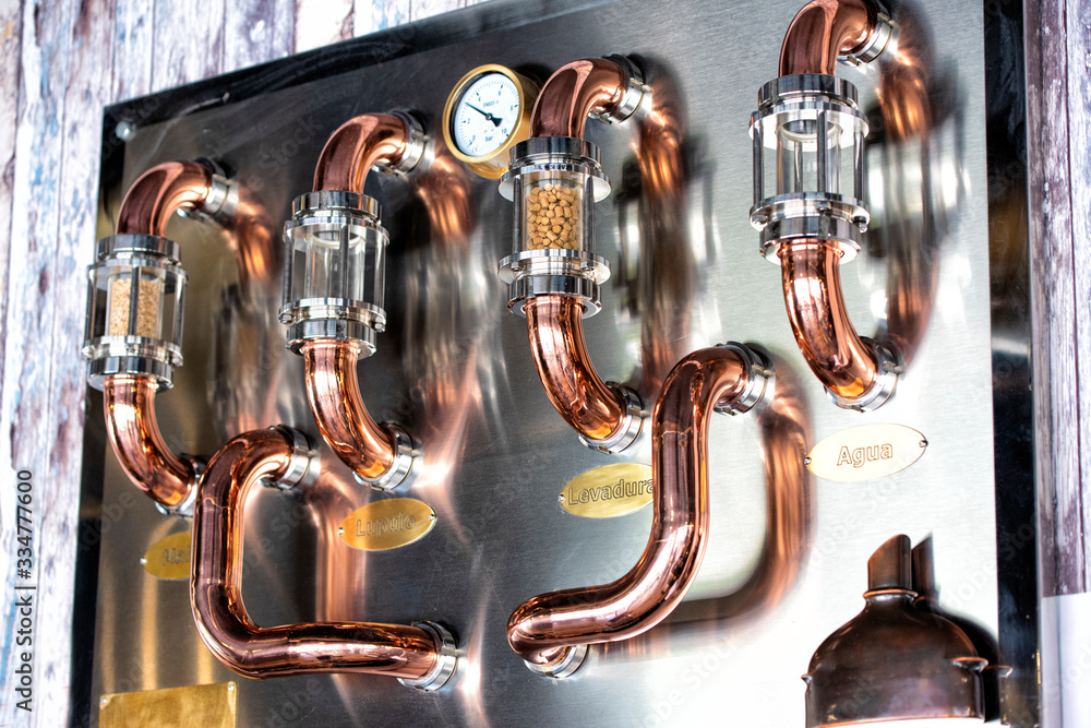 Equipo para la preparación de cerveza.Instalación para hacer cerveza ...