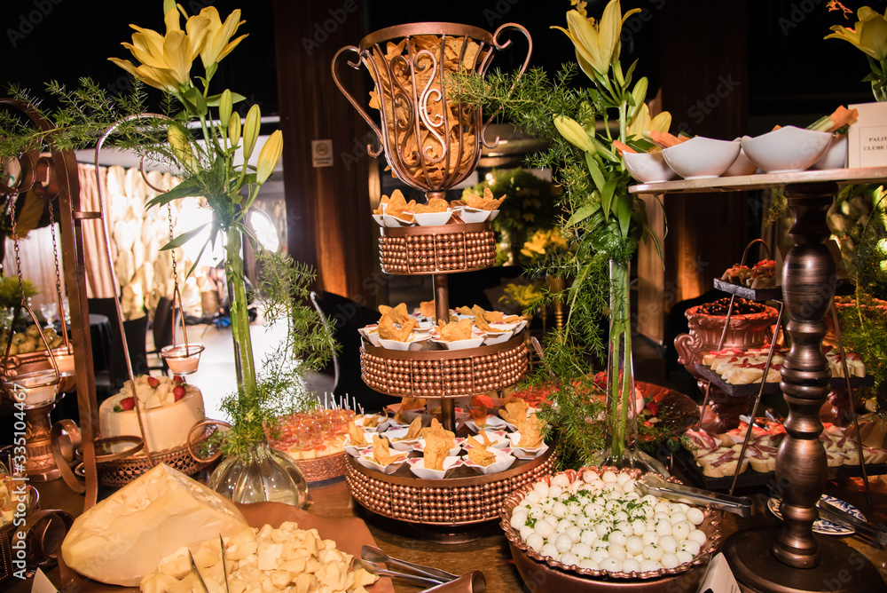 Graduation buffet, transforming and giving an extra harme to a prom ...