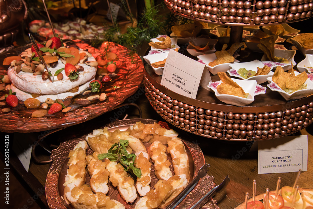 Graduation buffet, transforming and giving an extra harme to a prom ...