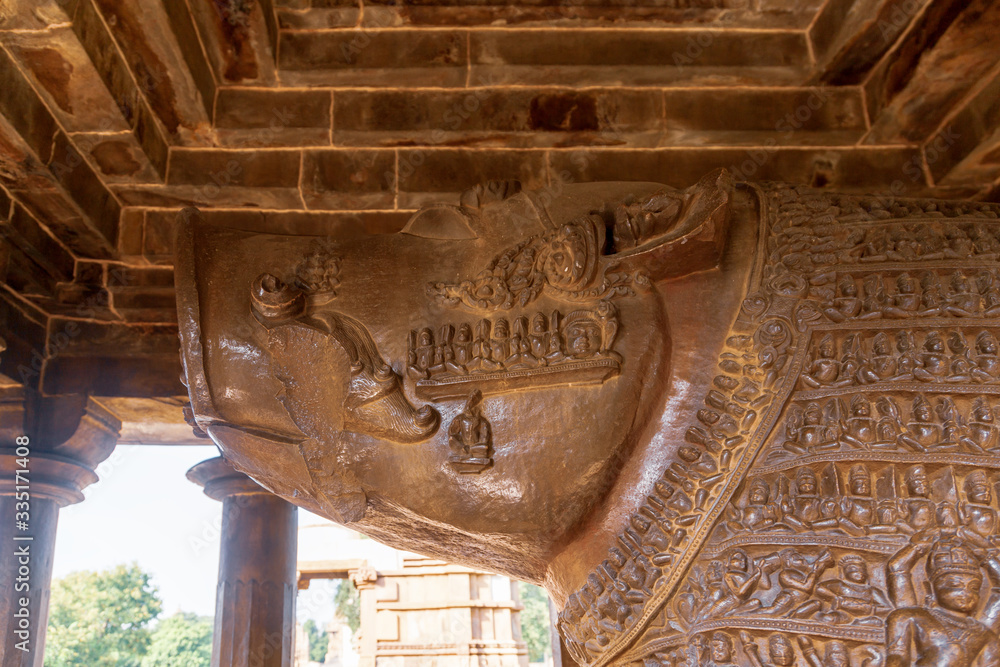 Foto de Varaha (boar) Temple, dedicated to Lord Vishnu- Khajuraho Group ...