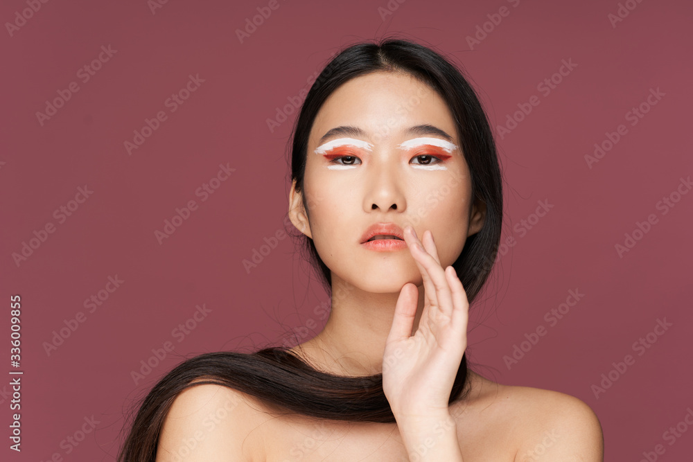 beautiful woman bare shoulders spa treatments clean skin Stock Photo ...