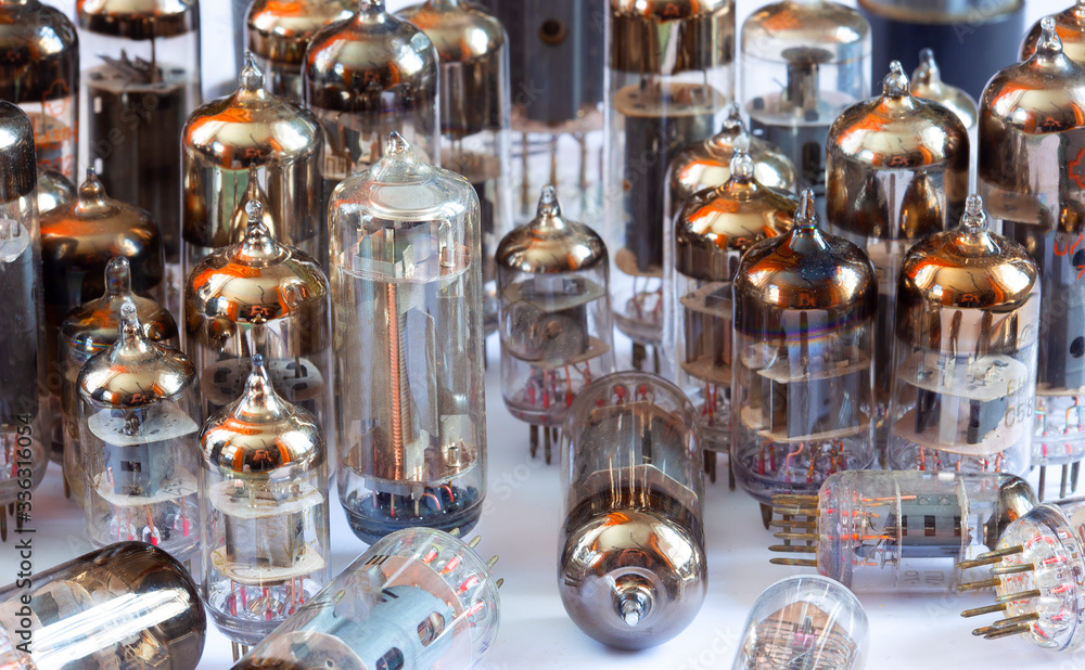 Poster Old diode lamps of different sizes – Wall Art | UkPosters