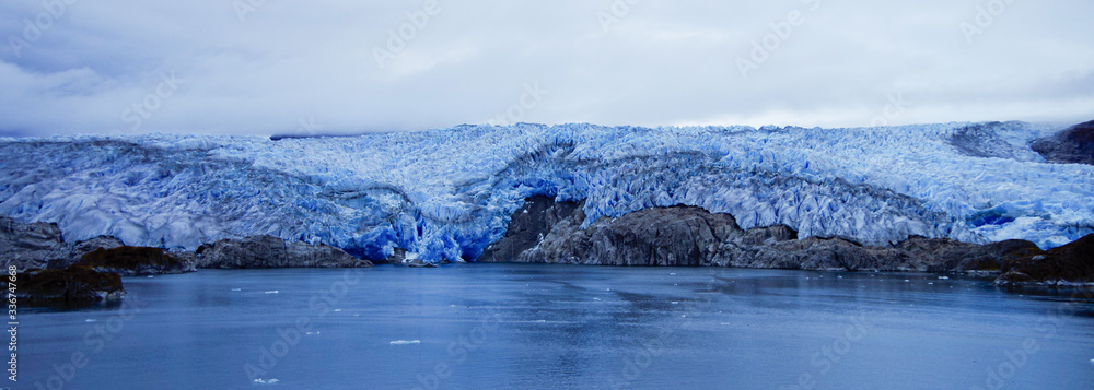 Panoramic breathtaking view of Tempanos Glacier and ice field in the ...