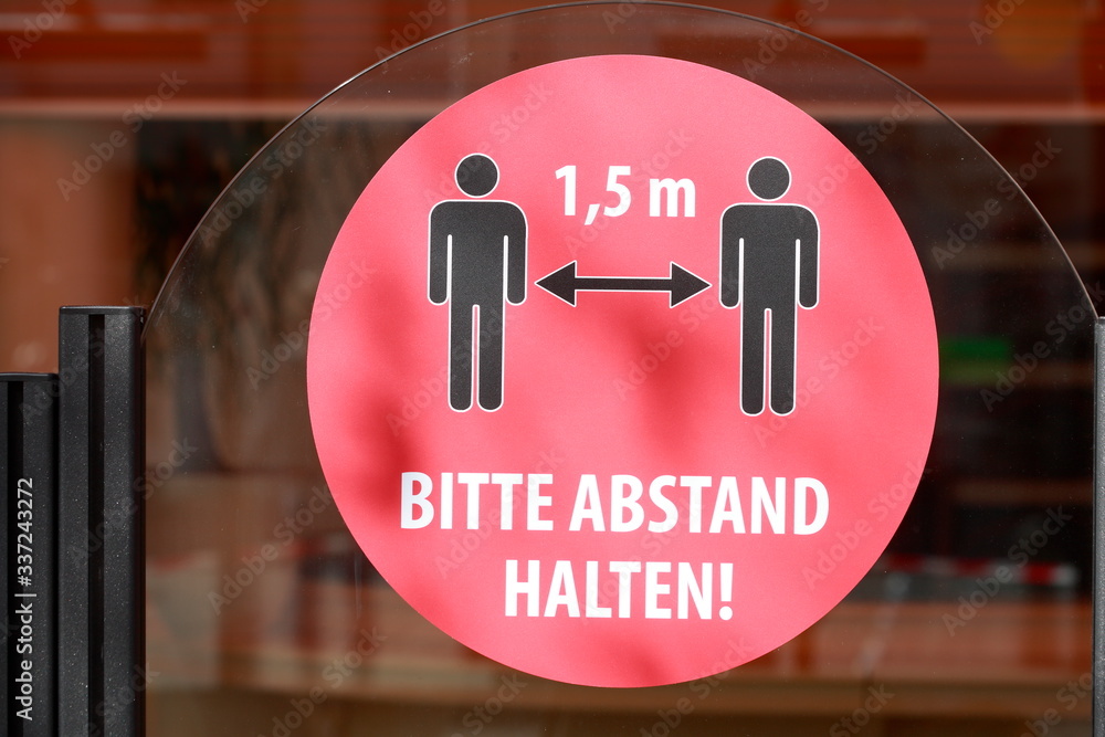 Schild Bitte Abstand halten, Mindestabstand wegen Coronavirus ...