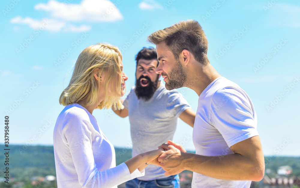 Foto de Marriage and divorce. Jealous man. Break up. Cause for ...