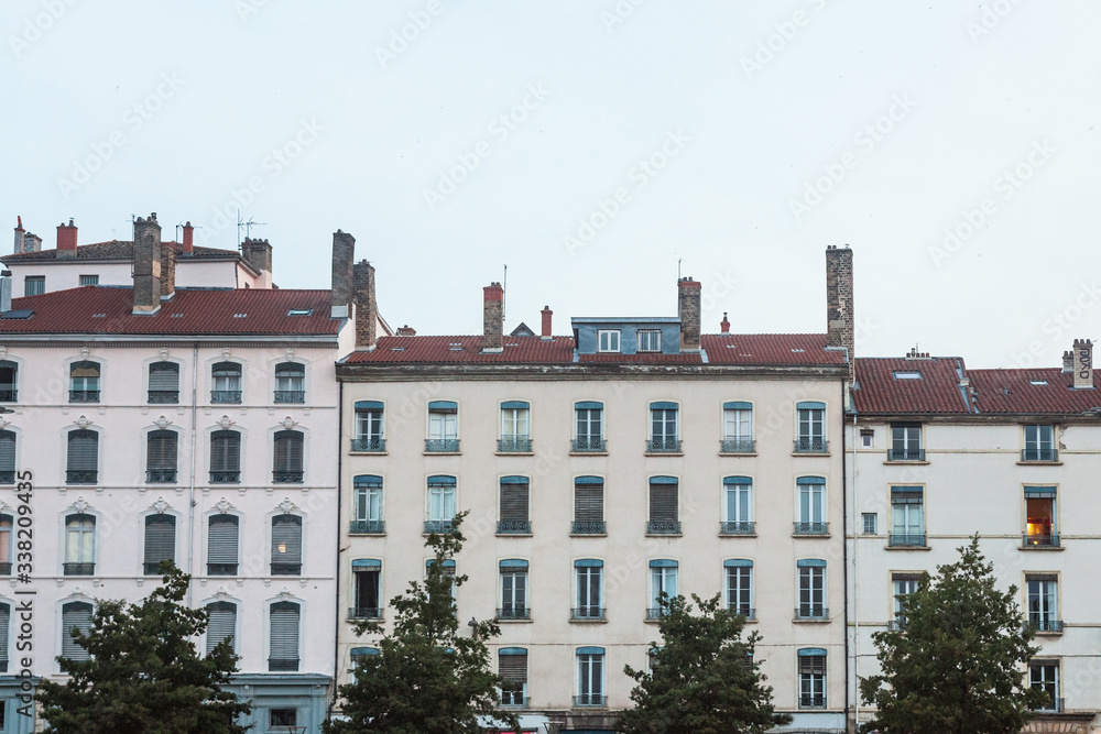 Foto de Traditional French housing buildings with 19th century facades ...
