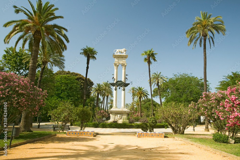 Foto de Columbus' monument - Monumento a Col—n, a tribute to ...