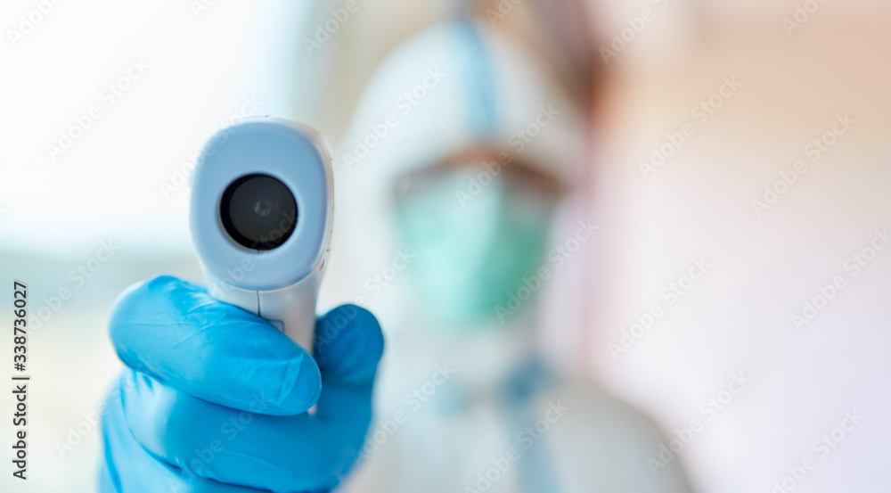 Measure fever with a contactless clinical thermometer Stock Photo ...