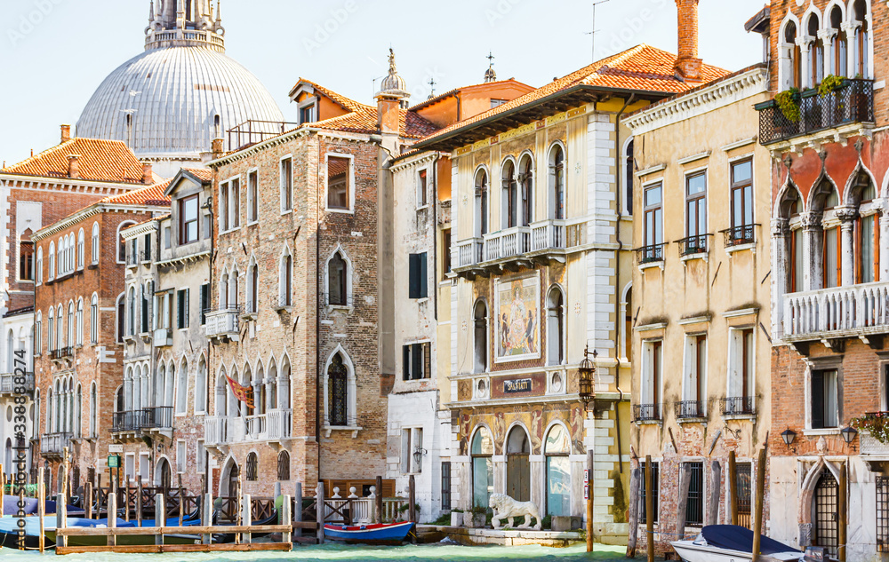 Water channels of Venice city. Facades of residential buildings ...