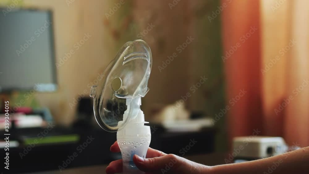 Mask for inhalation of the lungs. Treatment of respiratory diseases and ...