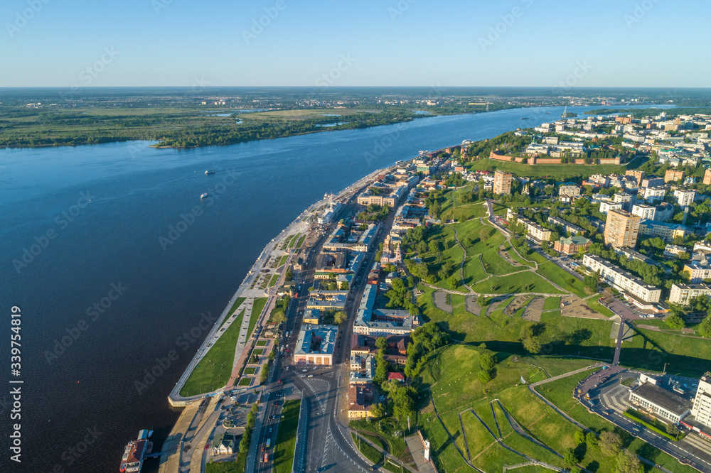 Nizhny Novgorod. Lower Volga embankment. Overview photo from the throne Stock Photo | Adobe Stock
