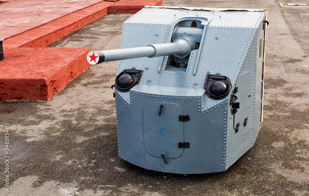 Powerful Military machine gun. Medieval cannon or machinegun on ...