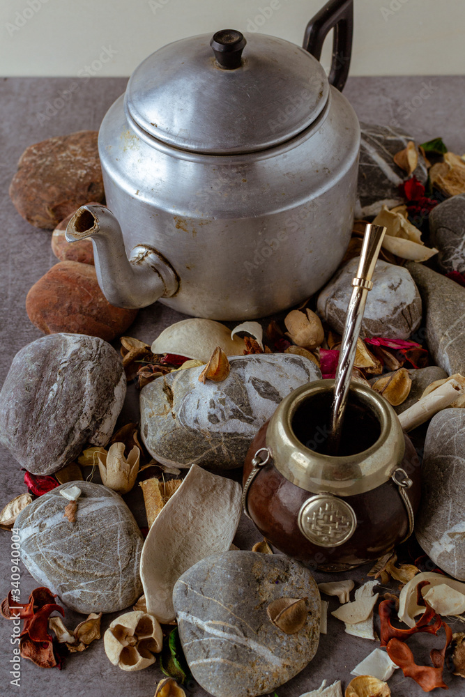 Fotografia do Stock: mate tradicional argentino fabricado a mano con ...