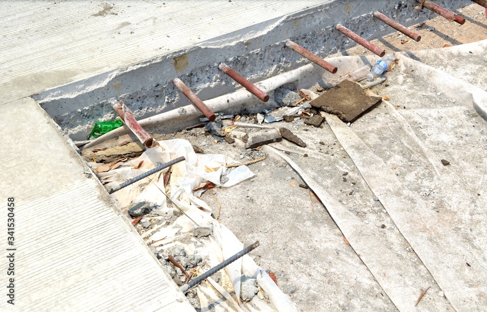 Dowel bar and tie bar in concrete pavement at concrete road ...