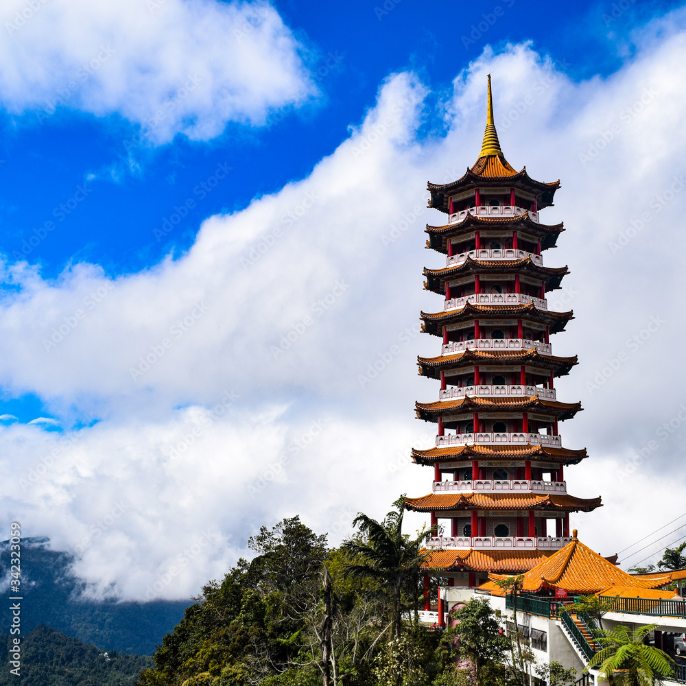 The Chin Swee Caves Temple is a Taoist temple in Genting Highlands ...