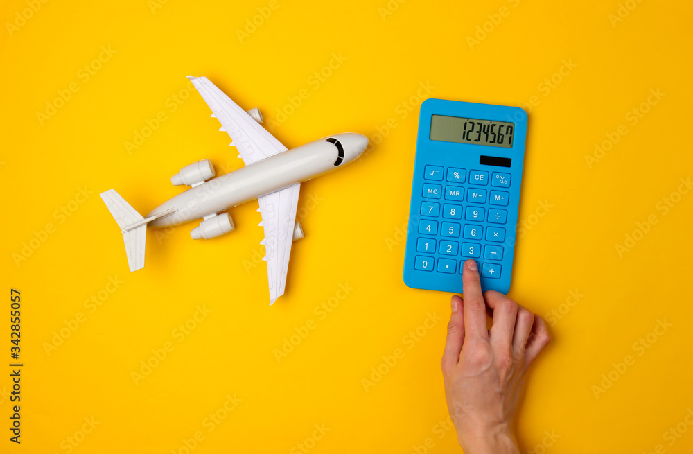 Calculation of the cost of air travel, travel. Hand presse the button ...