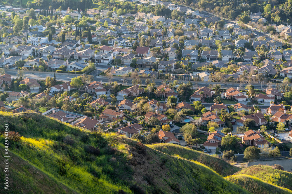 Los Angeles California Suburbs Homes