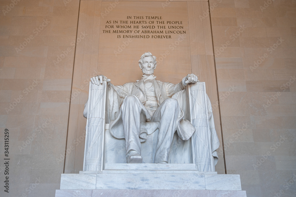 Abraham LIncoln statue inside Lincoln Memorial, built to honor the 16th ...