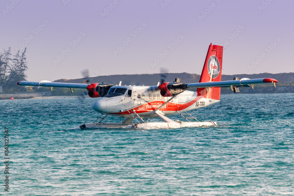 TMA - Trans Maldivian Airways De Havilland Canada DHC-6-300 Twin Otter ...