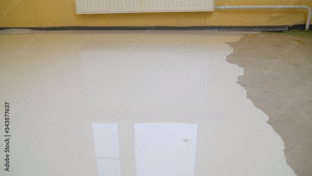 Concrete floor pouring special Fillable mortar. Self-filling floor ...