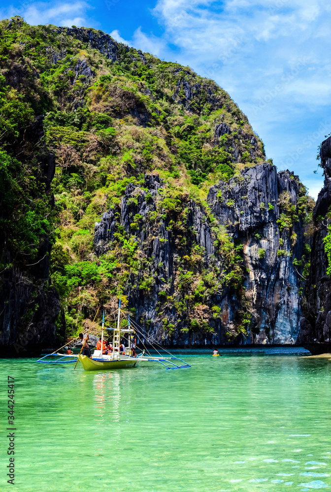 Magnificent landscapes of the islands off Palawan in the Philippines ...