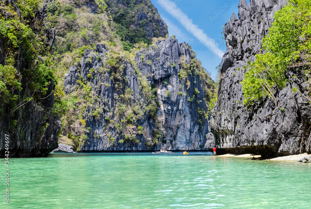 Magnificent landscapes of the islands off Palawan in the Philippines ...