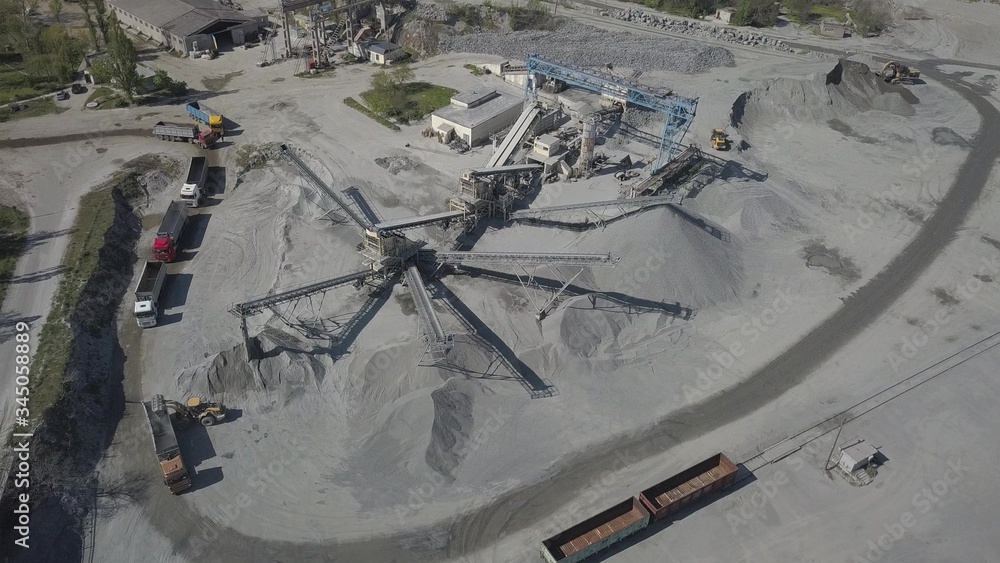 Elements of equipment for the extraction and sorting of rubble ...