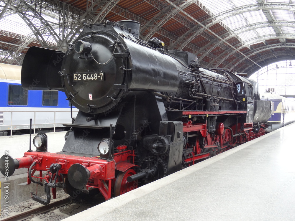 historische Dampflok der Baureihe BR 52 Stock Photo | Adobe Stock