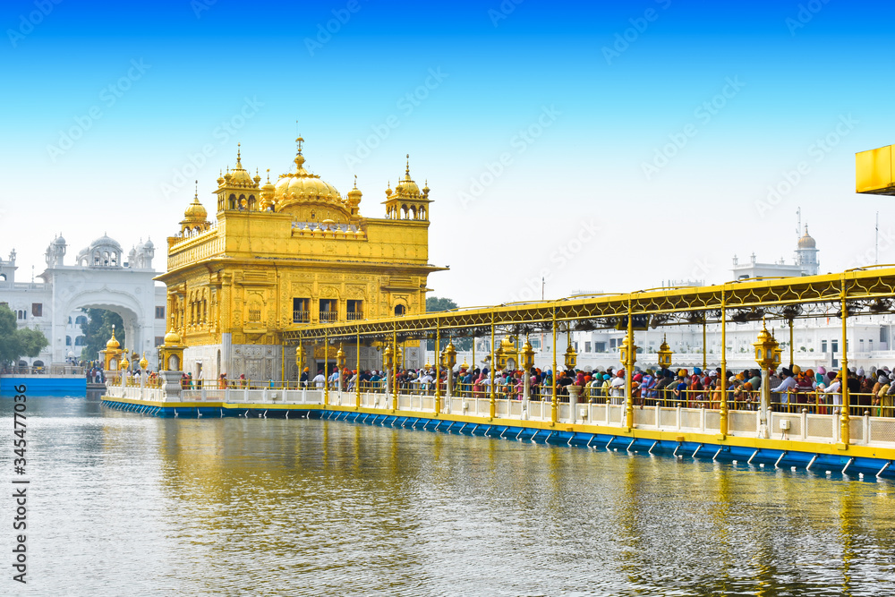 Beautiful view of golden temple shri Harmandir Sahib in Amritsar Stock ...