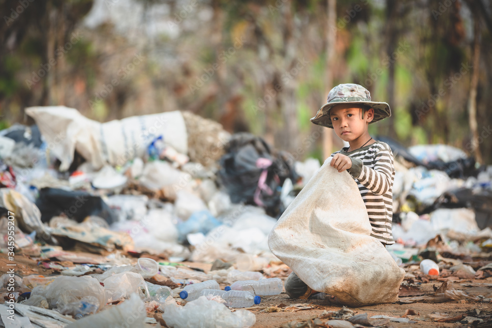 Poor children collect garbage for sale because of poverty, Junk recycle ...