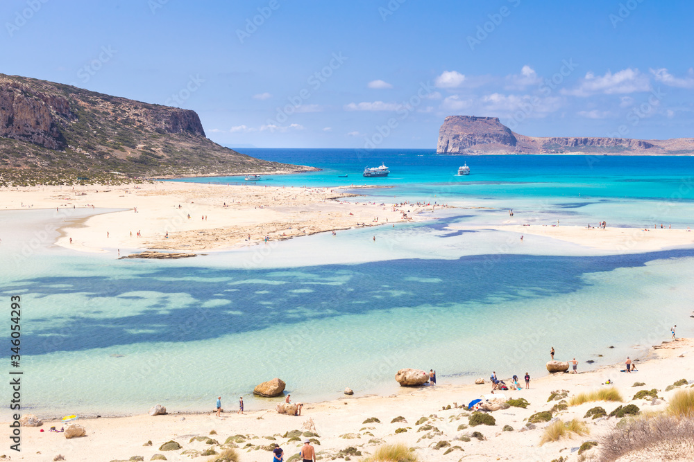 Breathtaking panorama of Balos beach and lagoon and Gramvousa island on ...