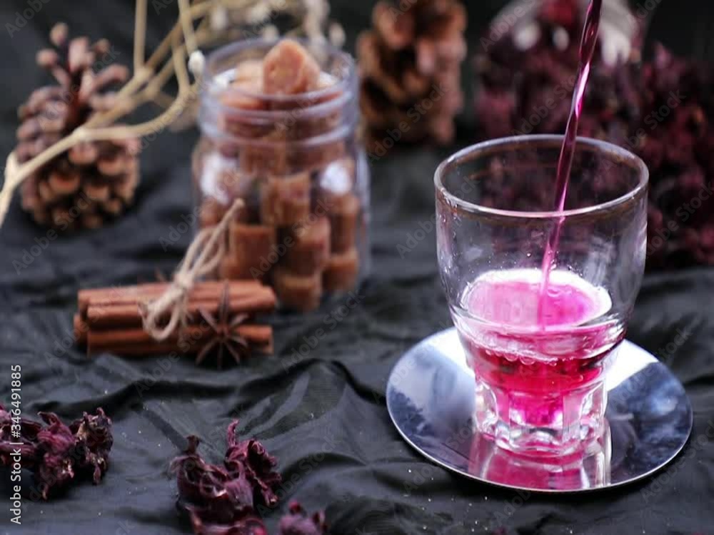 Slow motion : Roselle tea (Jamaica sorrel, Rozelle or hibiscus ...