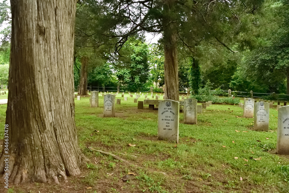 Civil war cemetery in Georgia southern soldiers and northern soldiers ...