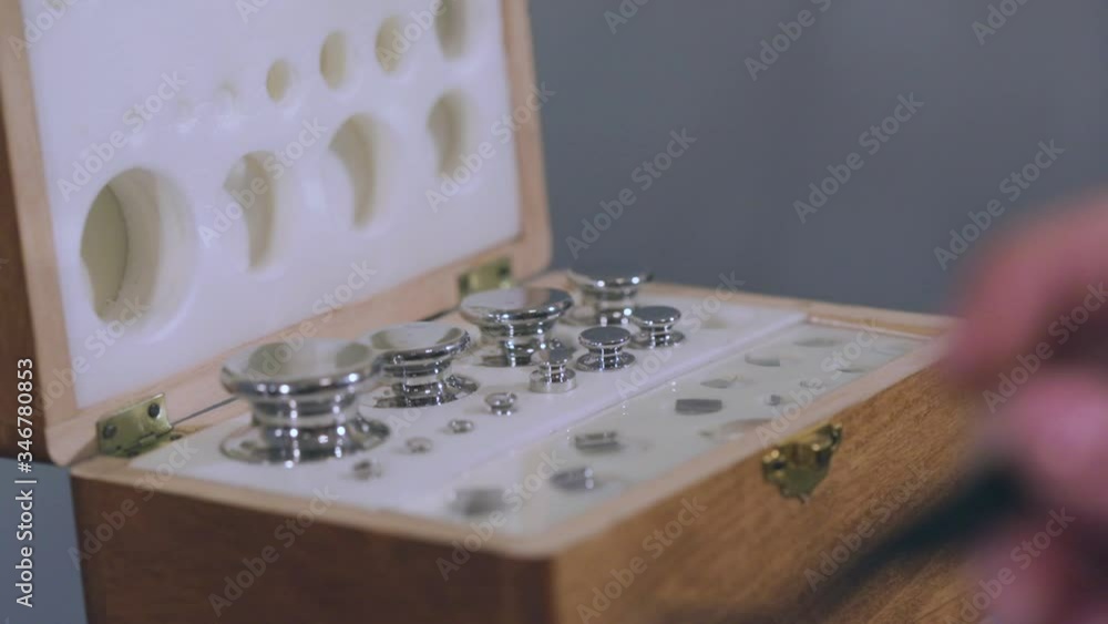 Electronic scale calibration procedure. Weighing scale calibration ...