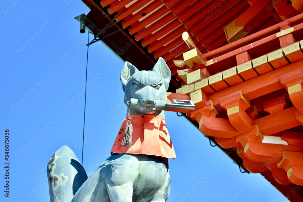 The statue of guardian god in Japanese temple. The fox statue. Stock ...