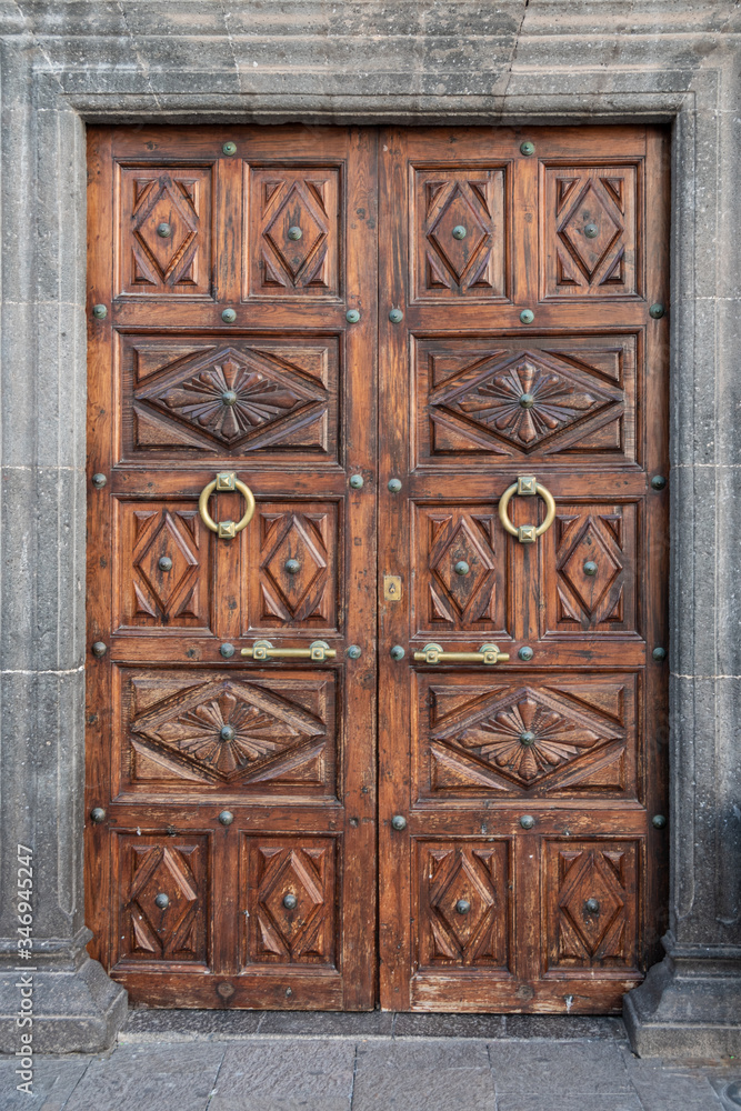 altes historische Tor Stock Photo | Adobe Stock